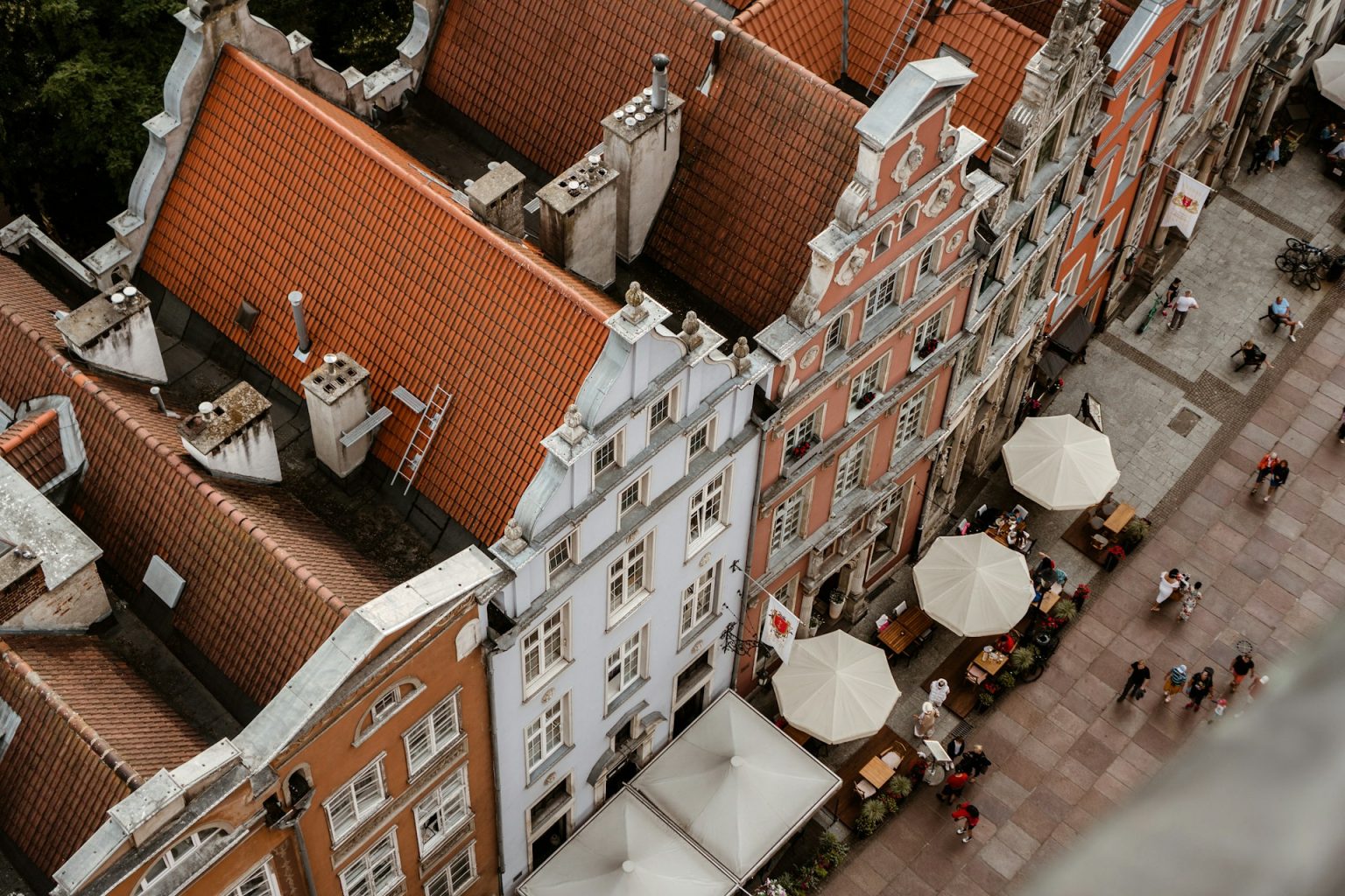 Fra Gdansk flyplass til sentrum: slik kommer du deg raskt og rimelig ...