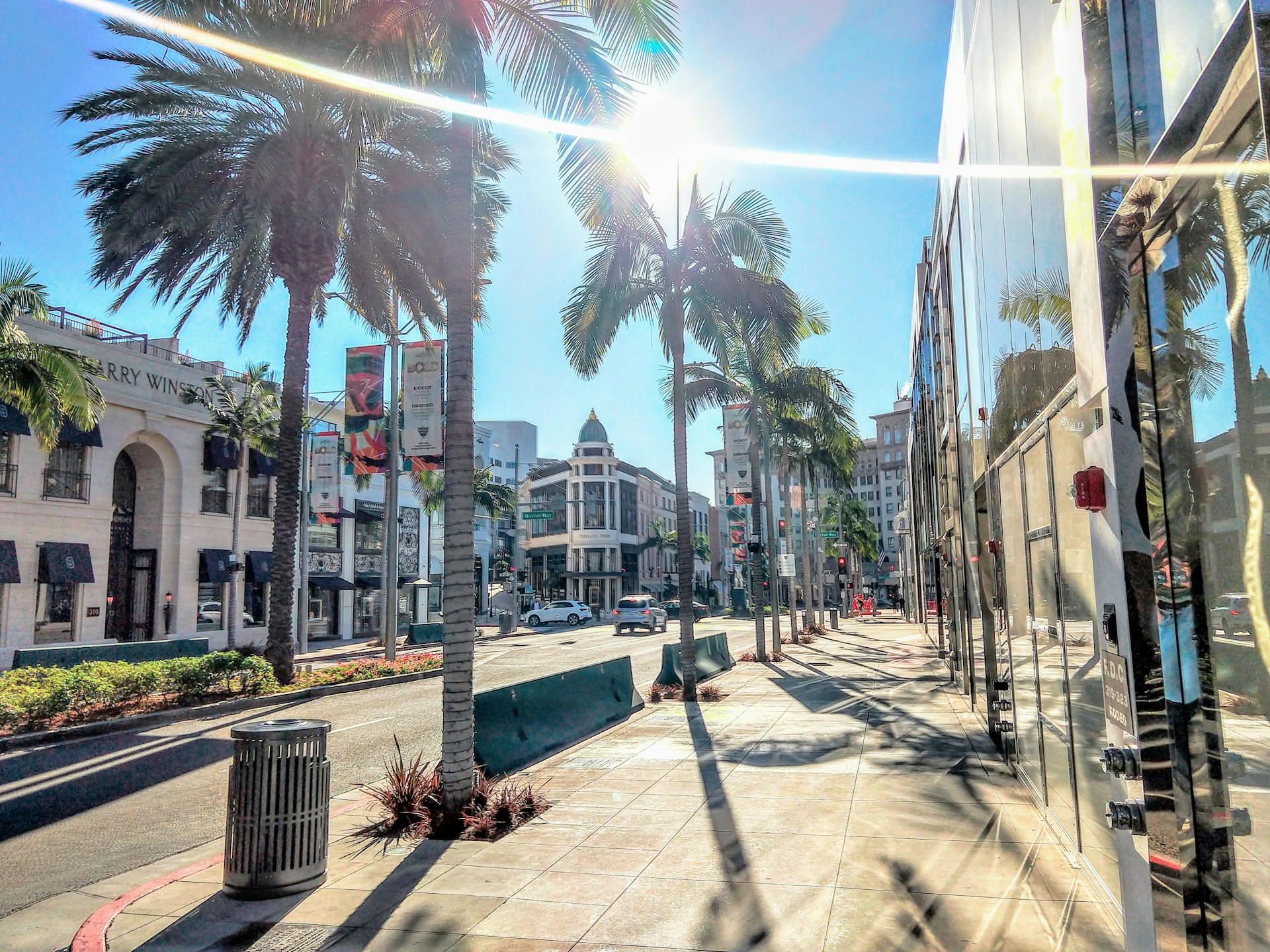 Rodeo Drive i Beverly Hills – luksus, stil og et glimt av Hollywood ...