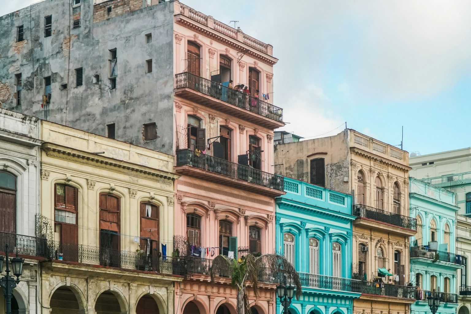 De beste tingene å gjøre på Cuba: en reiseguide full av kultur, musikk ...